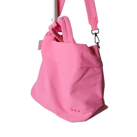PRETTY SIMPLE | Bags | New Pretty Simple Carrie Catch All Shoulder Tote ...